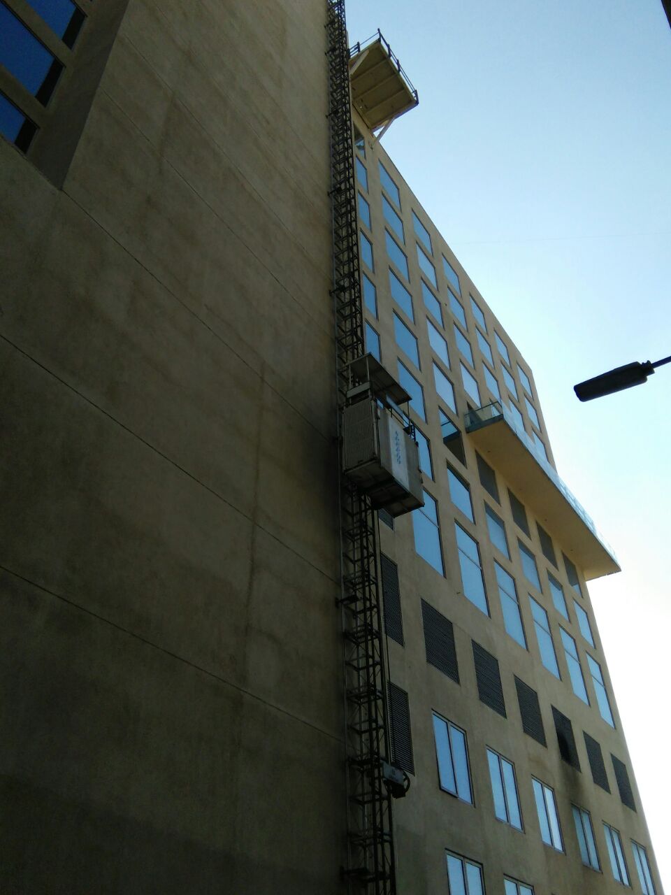 Universal Axis – Universal Axis – Lifting Solutions